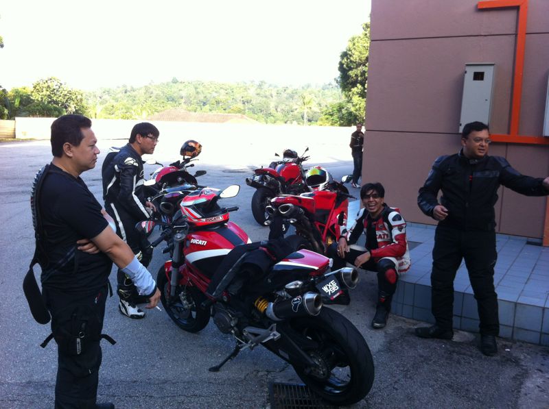 Big-Bike-Boy: The DuDu Ride...