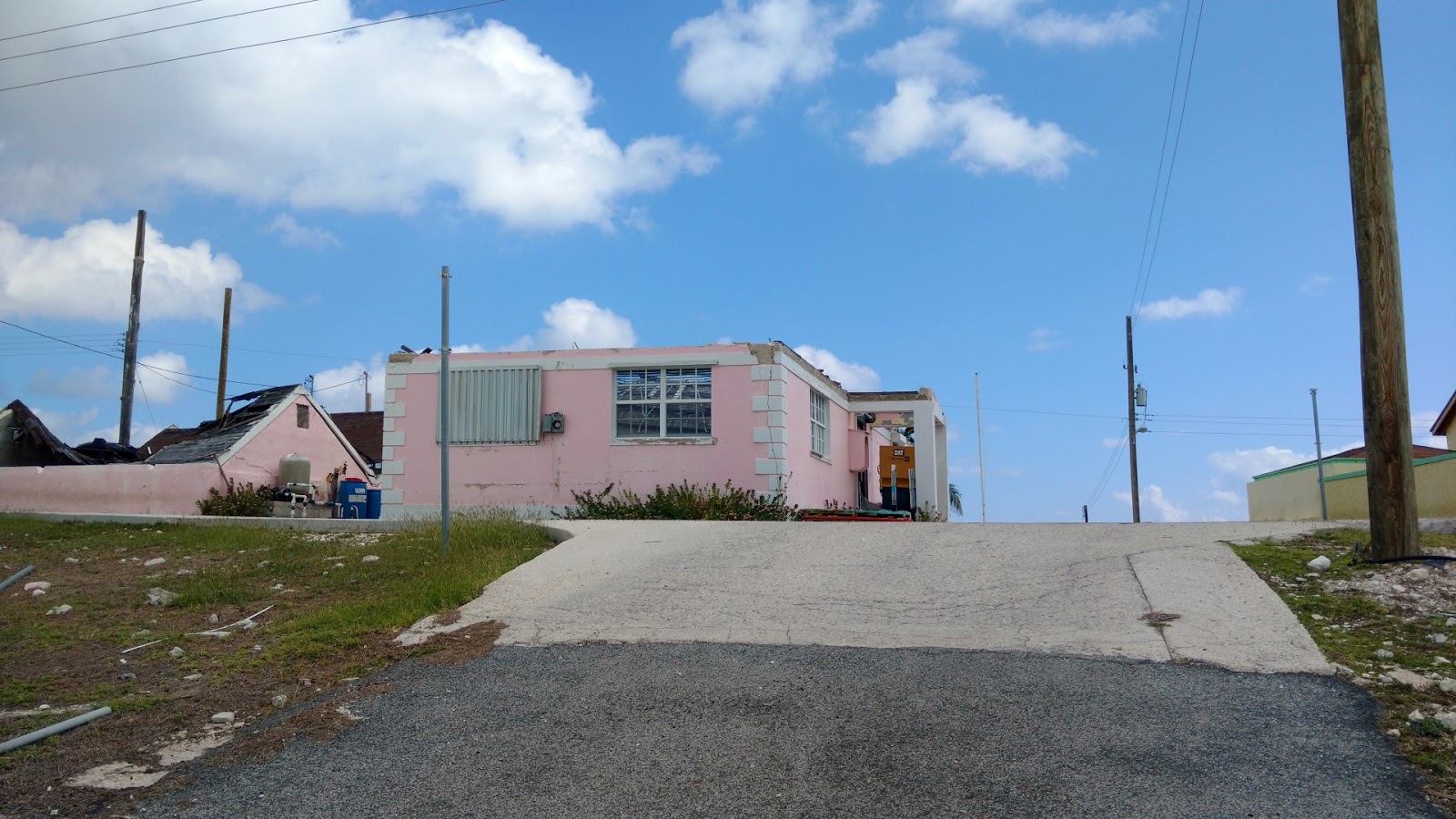 McCraw Sails: Duncan Town, Ragged Island, Bahamas