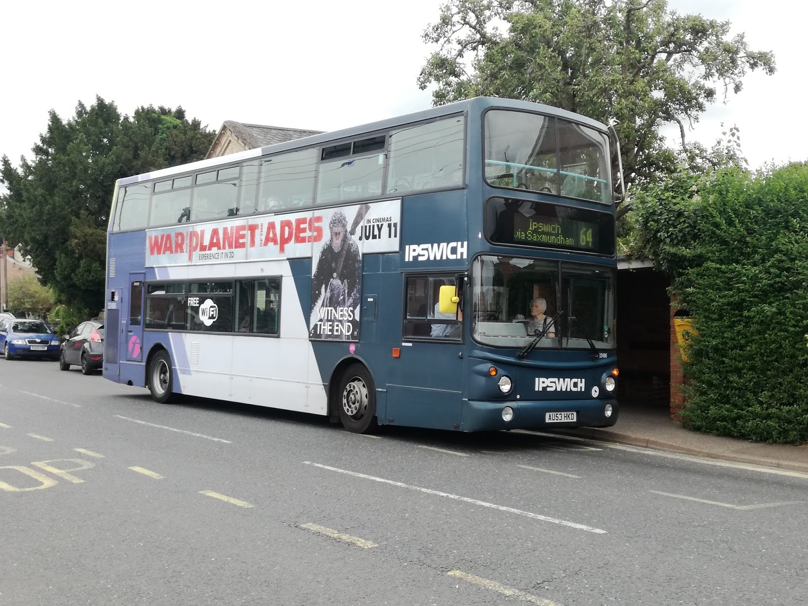 Steve's Bus & Train Page: Ipswich P&R First's First Day Back