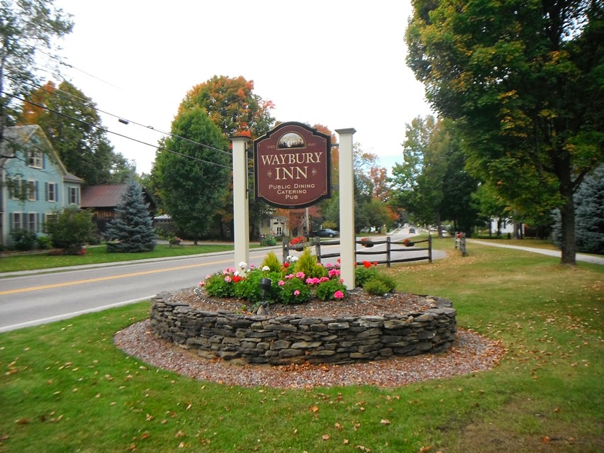 Travel Wolfe: Bob's Place! "The Waybury Inn" 1982-1990