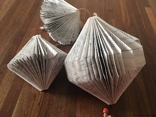 SimpleJoys: Paper Folded Ornaments