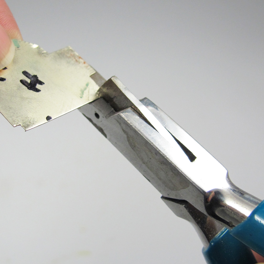 We Can Make That at Home: I Heart Solder Cutting Pliers!