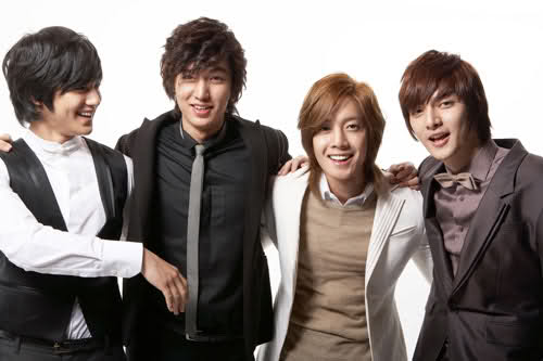 Su mundo,Tu mundo y el Nuestro: los F4