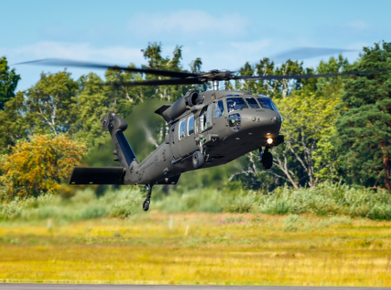 Military and Commercial Technology: Saudi Arabia buys 17 Blackhawk ...
