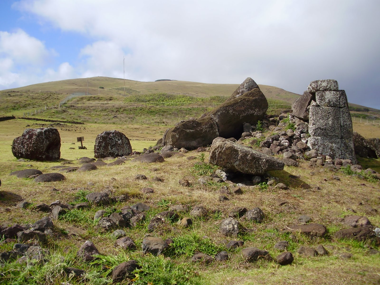 Hidden and little known places: Megaliths of Ahu Vinapu, Easter Island ...
