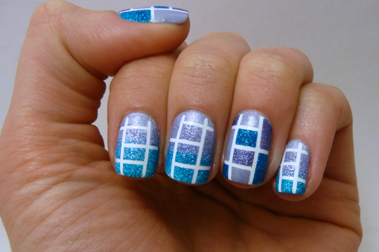 Casa de Polish: Three Color Gradient + Pattern