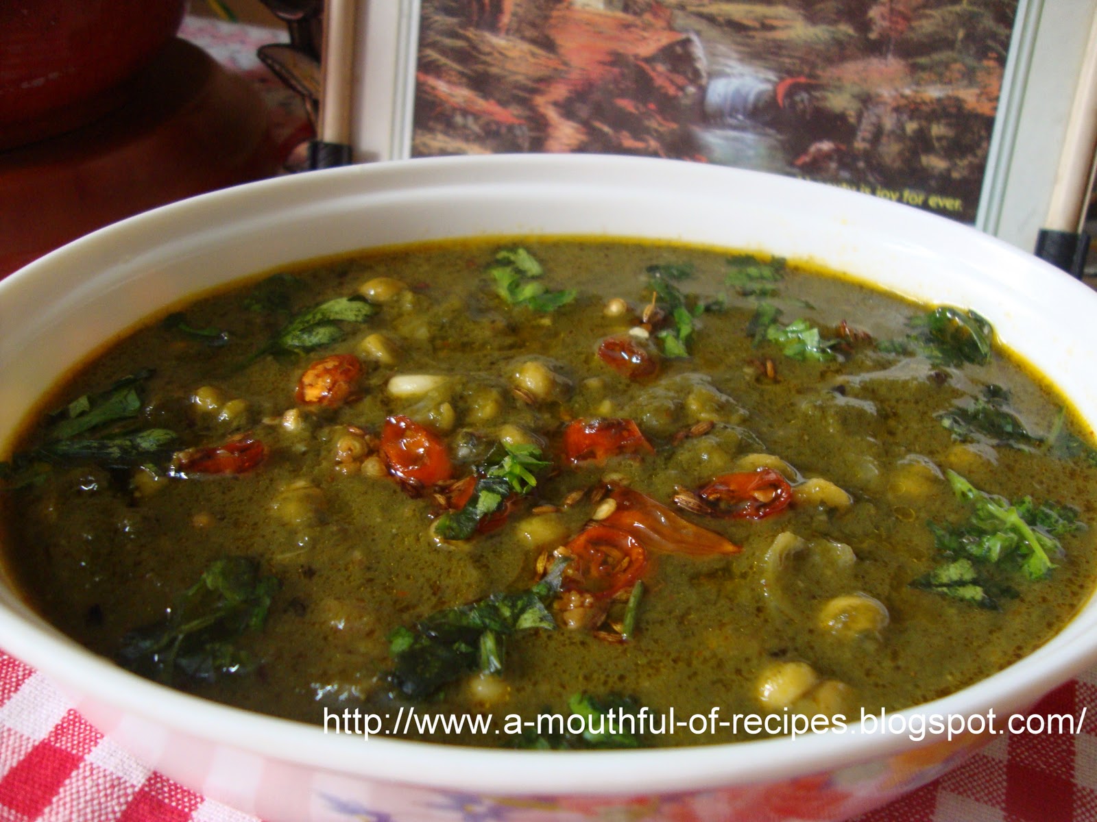 A Mouthful Of Recipes: Palak Daal (Saag Daal)
