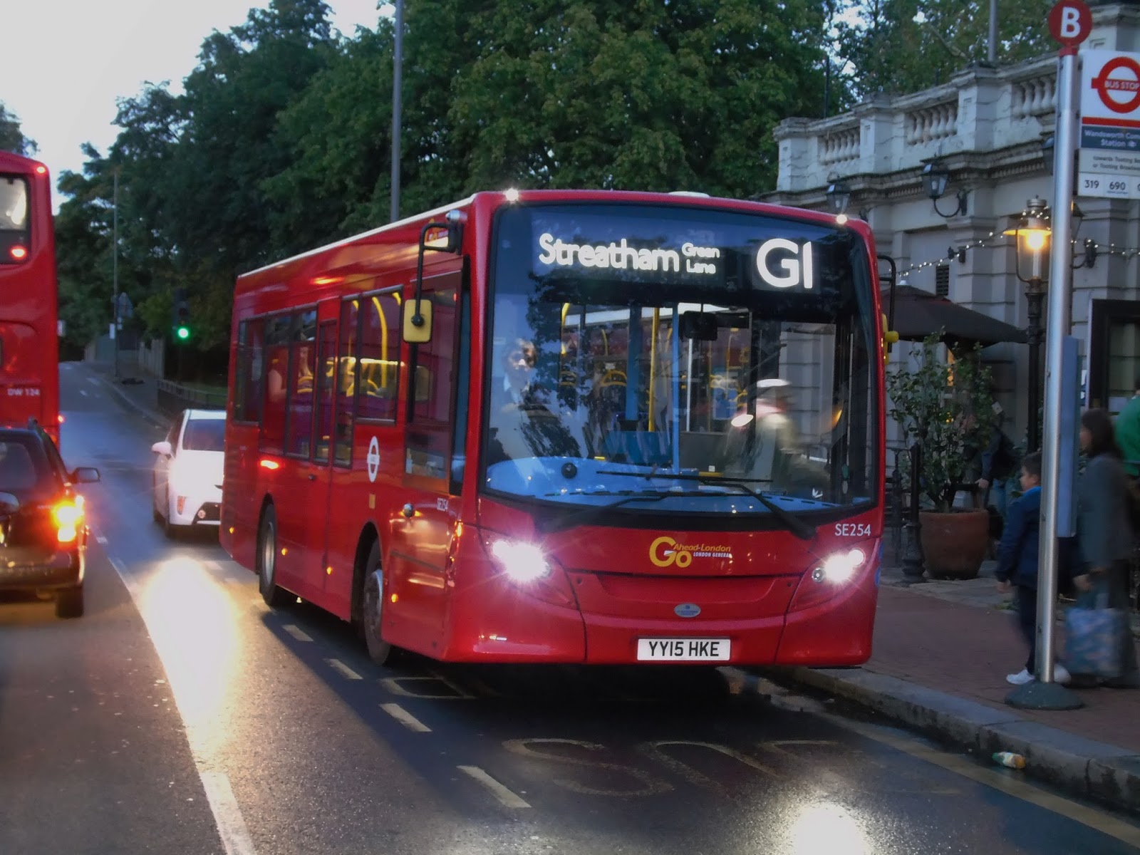 London Connected: Gallery: Routes A10-X68