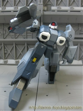 Dennis-Toys: Robotech Super Poseable Alpha Shadow Fighter