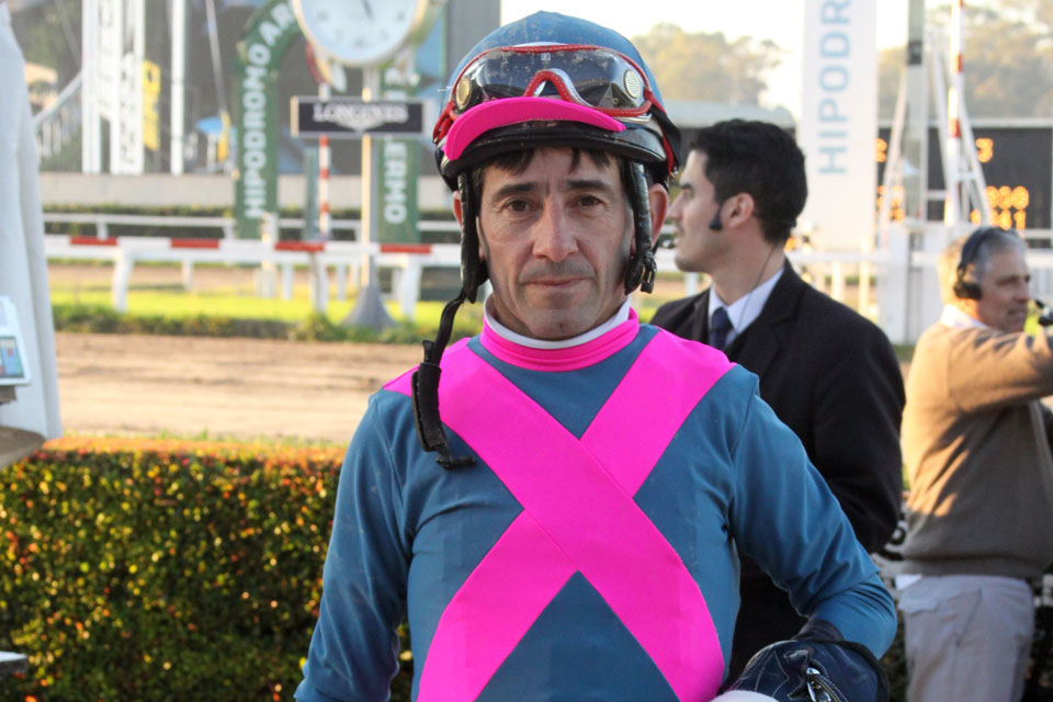 PASION TURFISTICA: Pablo Falero llegó a las 9.000 victorias