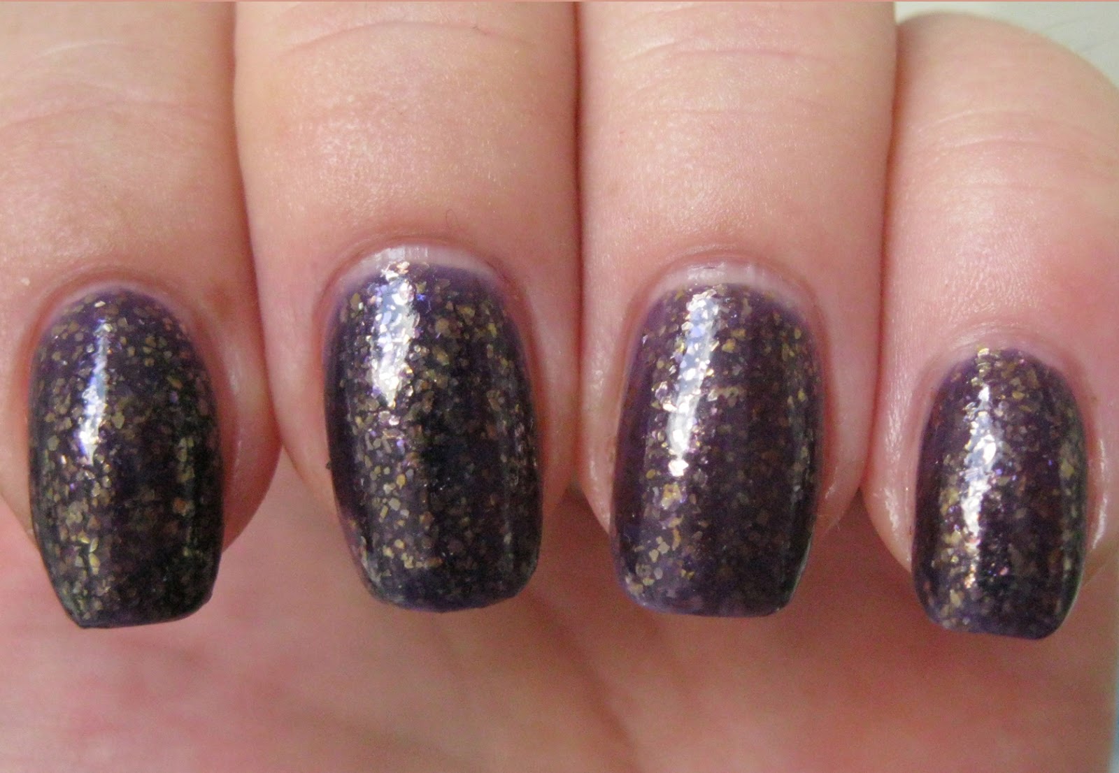 Lacquer Slacker Liz: Digital Nails I'm a Survivor