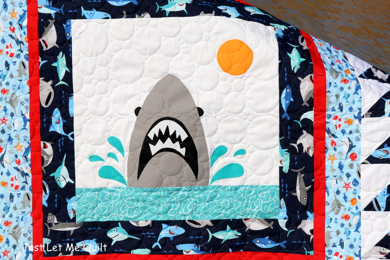 Just Let Me Quilt: It's A Shark Quilt!