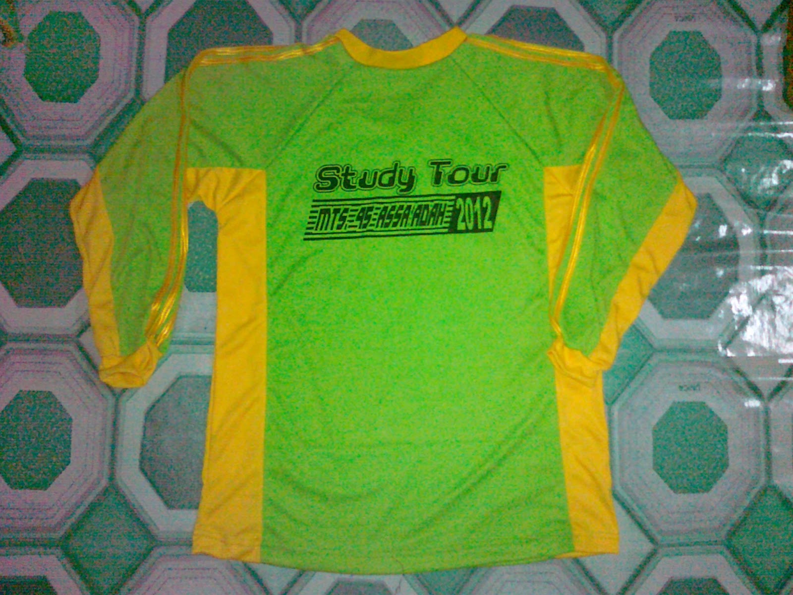 " SURYO JOYO " konveksi & sablon: KAOS STUDY TOUR