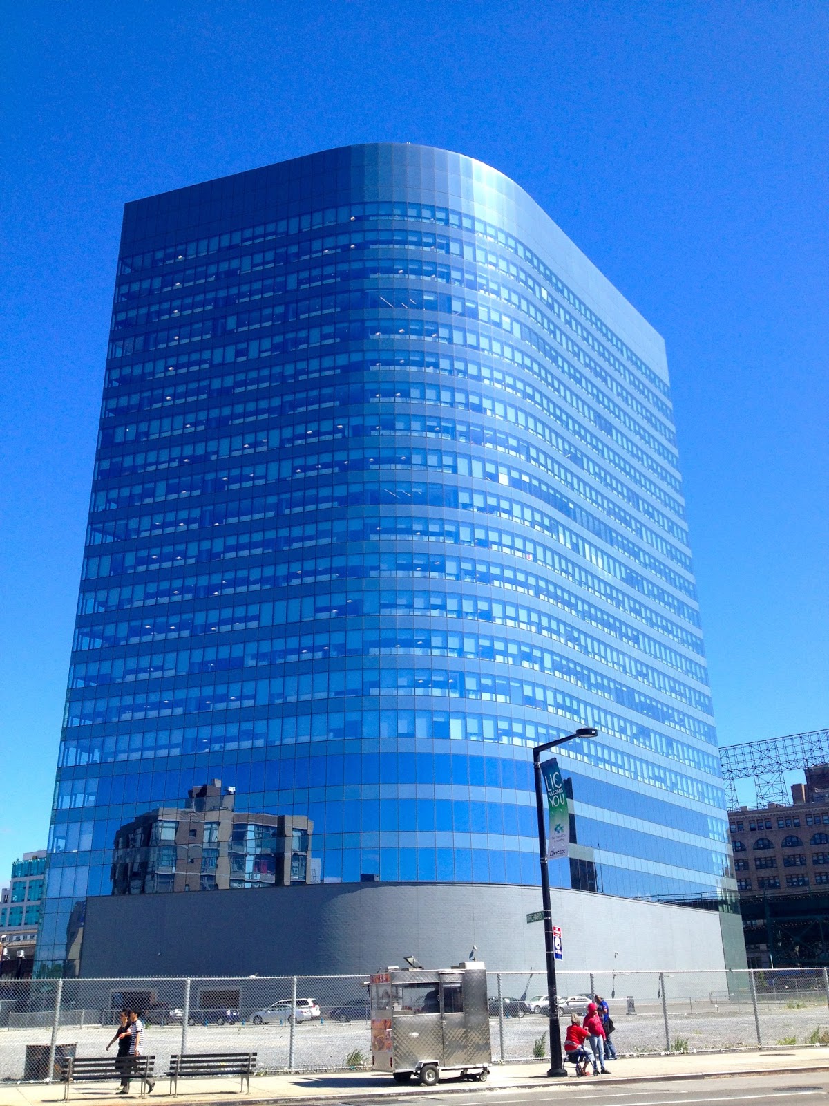 A Midwesterner in Manhattan: Architecture: 2 Gotham Center, Long Island ...