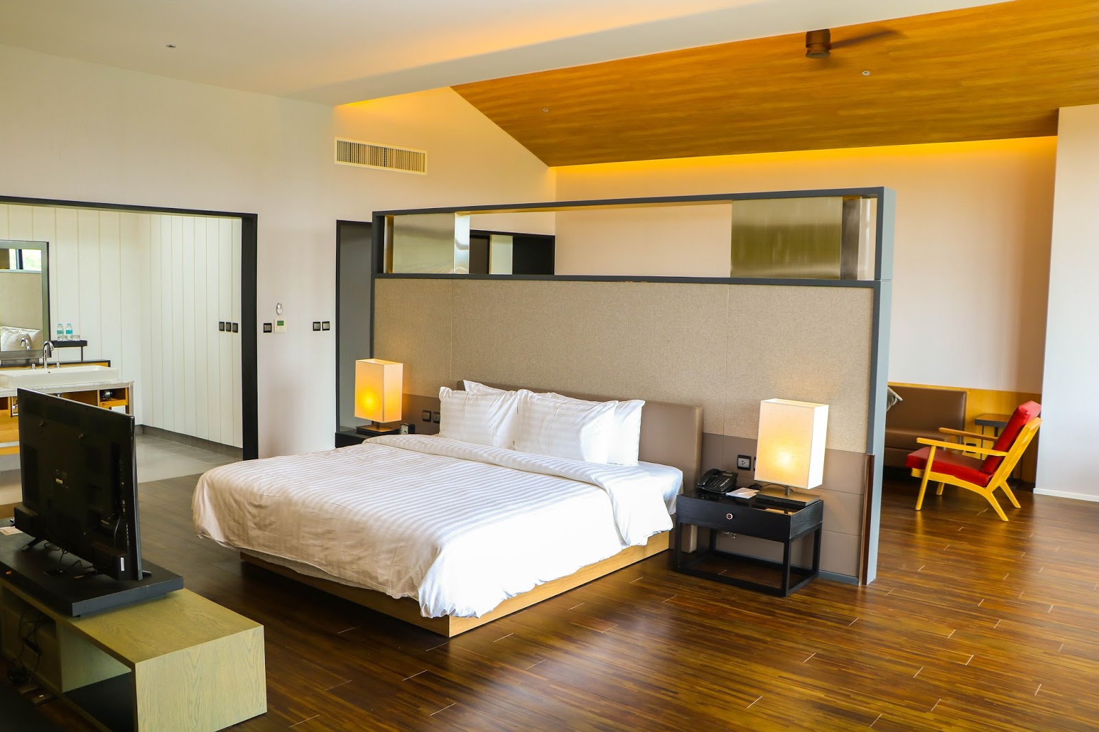 MIDORI CLARK HOTEL AND CASINO LAUNCHES GRAND OPENING