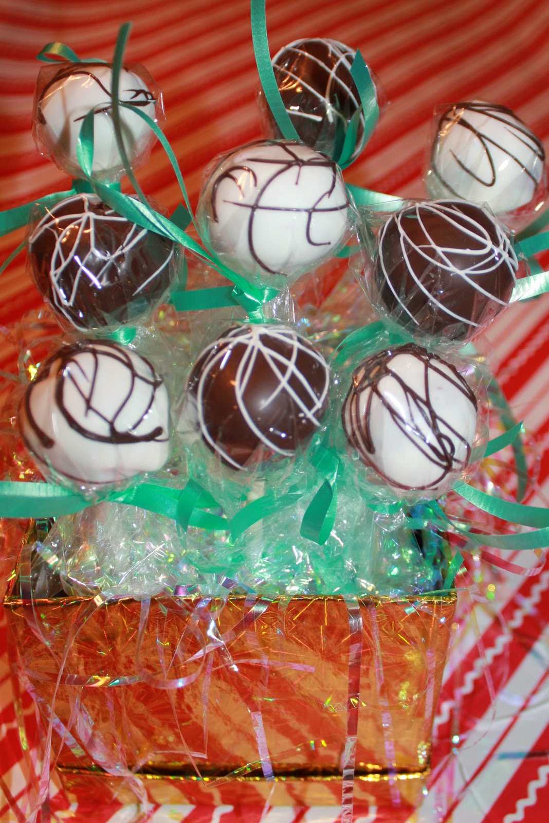 LV's Little Corner: Cake-pops Tasting - Sample Delicious Desserts