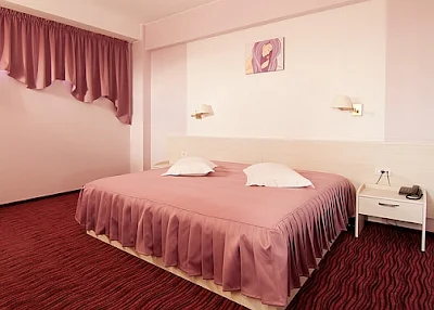 Cazare Hotel NEVIS Oradea wellness SPA - o adresa pe care nu trebuie sa ...