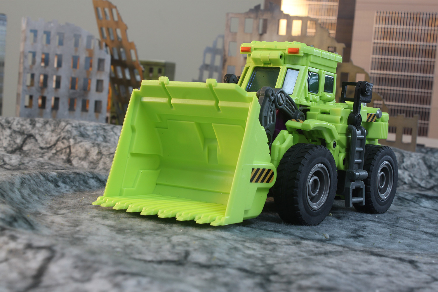 Dre Merc: Generation Toy Scraper Review