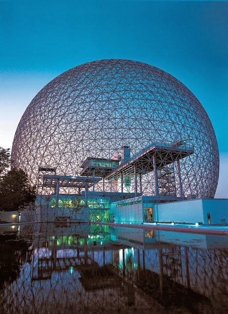 VOTRE ART: Top 10 Strangest Buildings in the World