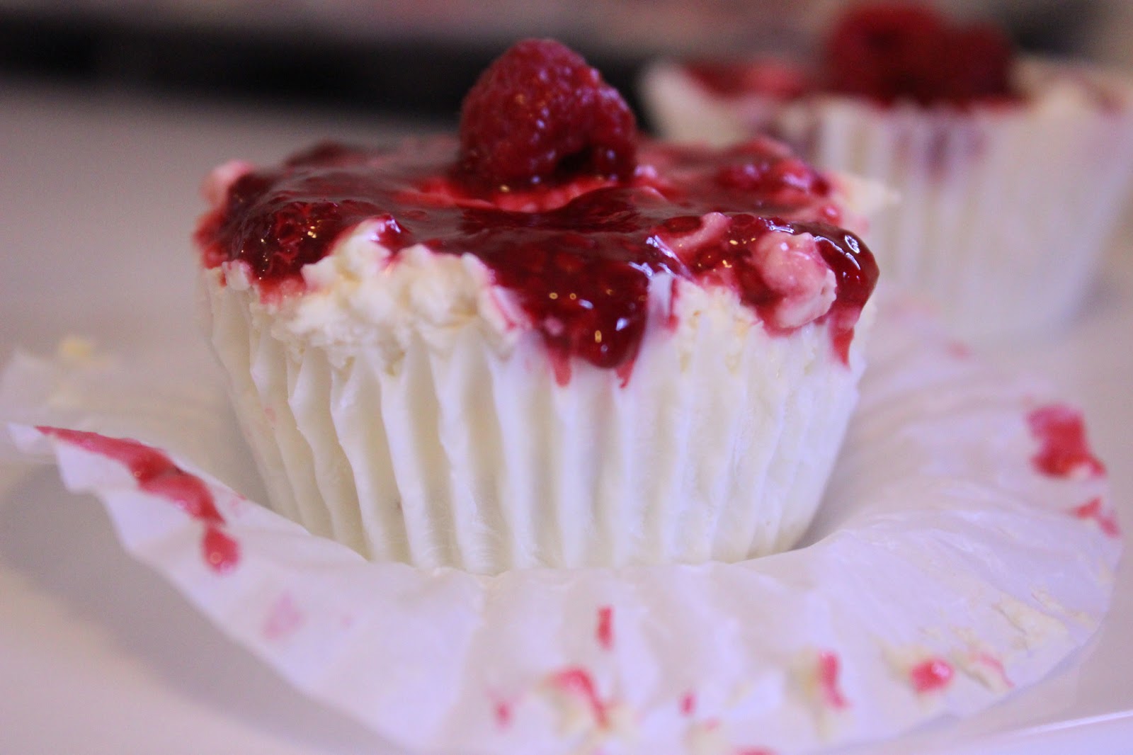 Cupcakes and Pearls: Mini Raspberry Cheesecakes with White Chocolate ...