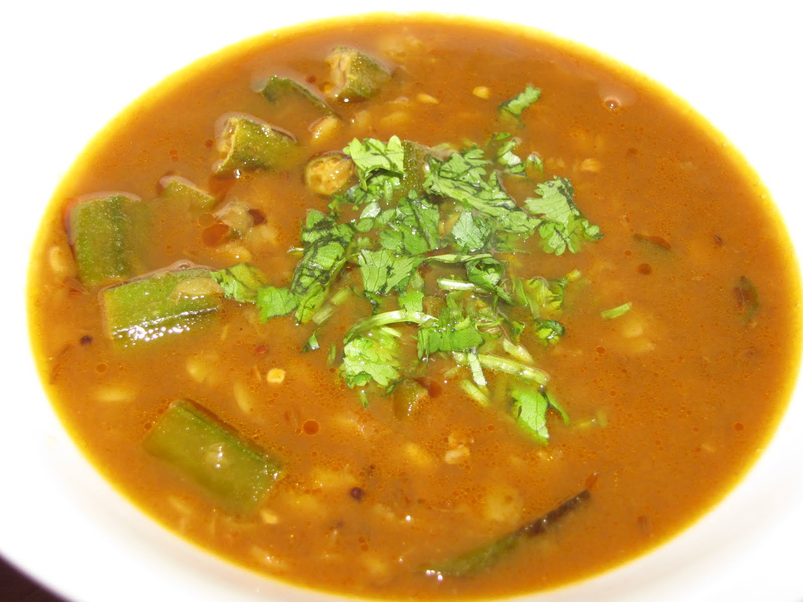 Khaughar खाऊघर..: Bhendi Sambar/Bhindi Sambar/Okra Sambar
