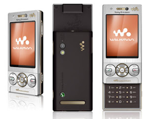 Chromeholic: Sony Ericsson W705 Walkman Mobile Phone