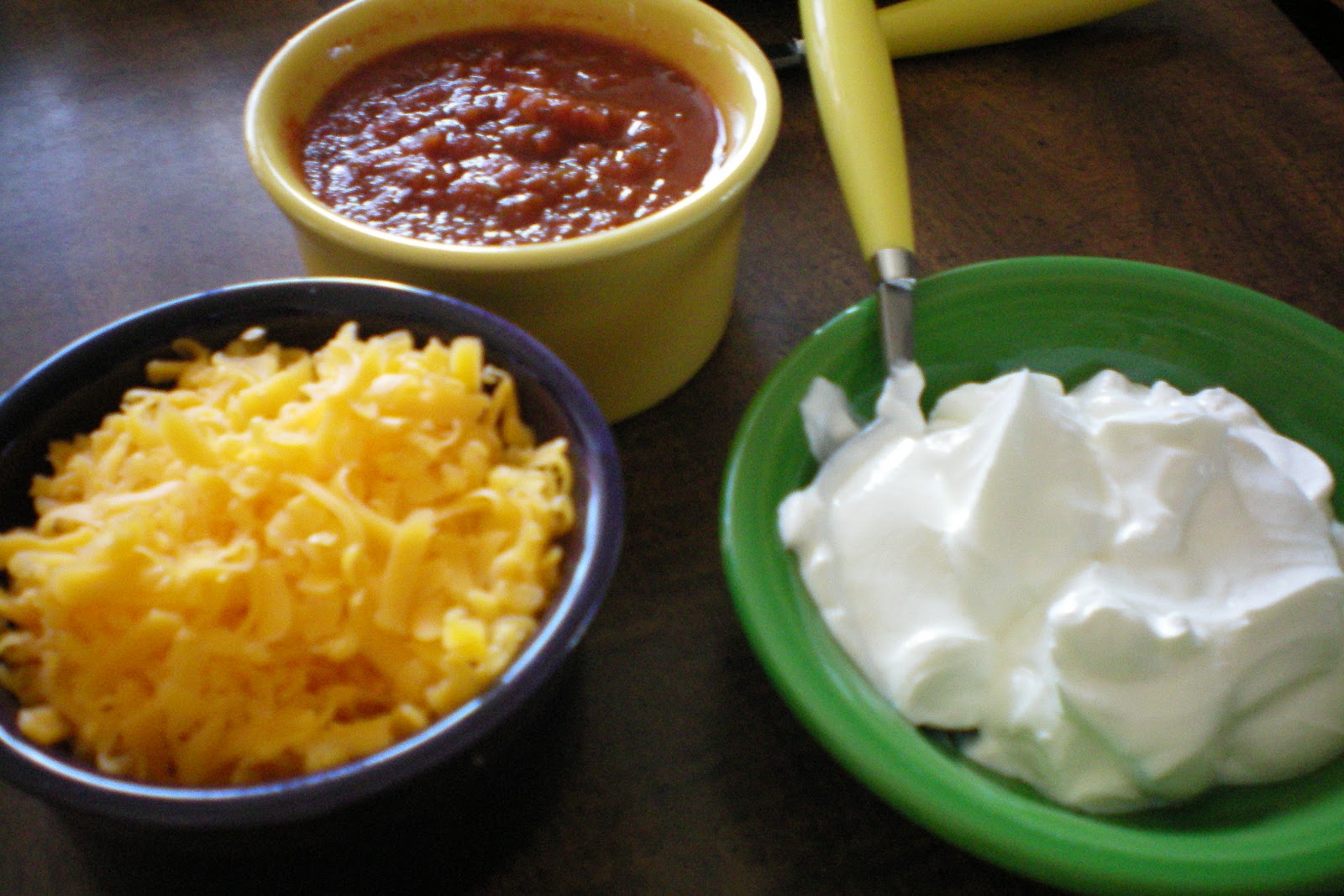 The Messy Texan: Chili, Salsa, and Cornbread