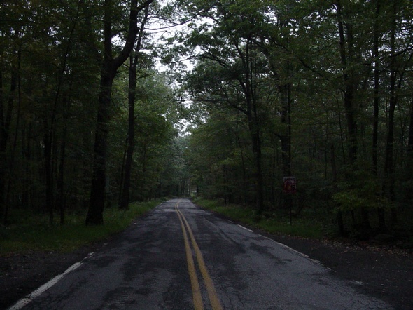 Hallowe'en Countdown 24: Haunted Roads | HISTORIES OF THINGS TO COME