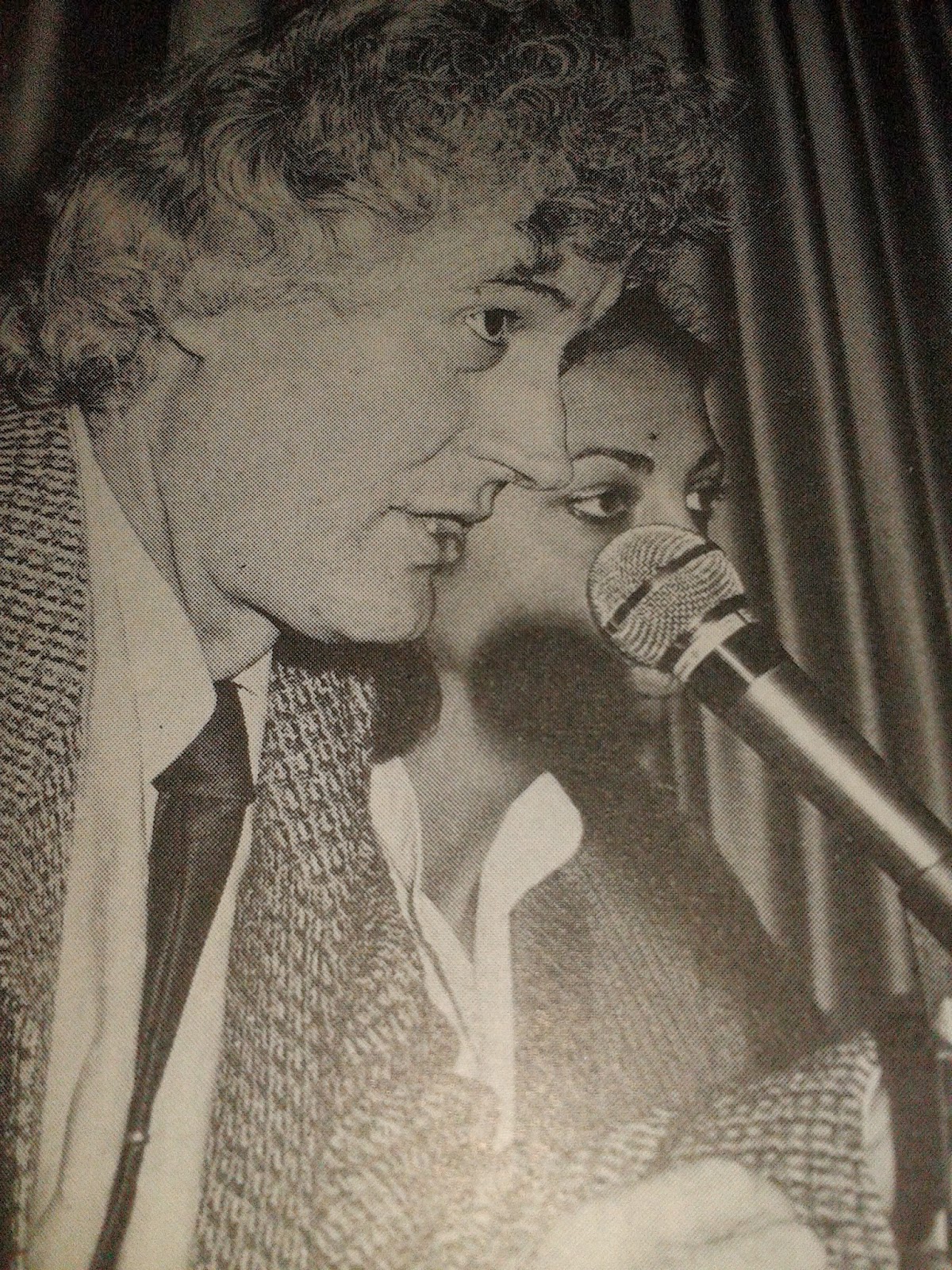 Sin ir mas lejos: Félix Grande, poeta. Recordando.