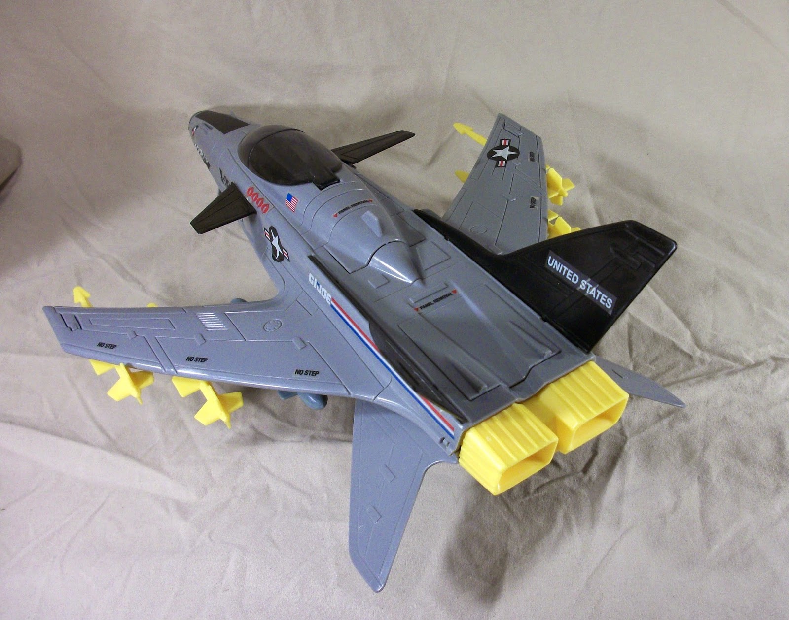 G.I. Joe Intel Ops: GI Joe: Conquest X-30 [25th Anniversary] - The Review
