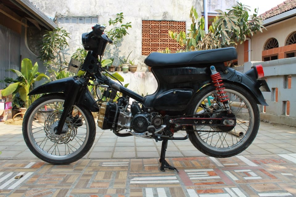 20 Modifikasi Motor Honda C70 Yang Unik Dan Elegan - Otomotiva