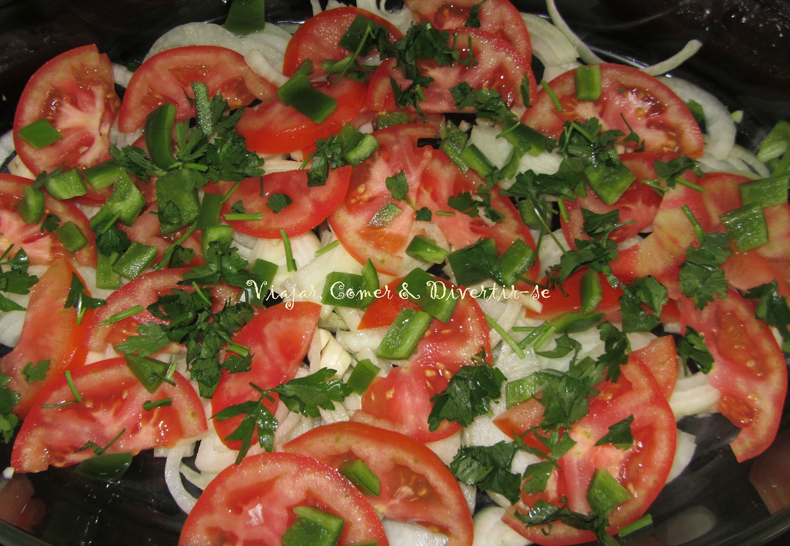 Viajar, Comer & Divertir-se: Atum Fresco Assado no Forno com Batatas Novas