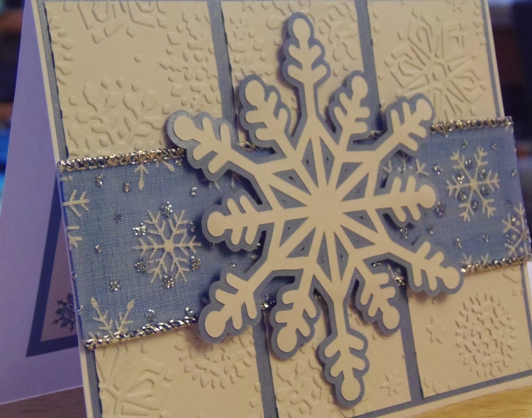 Craft with Bee: 25 Days of Christmas - Simple Snowflake