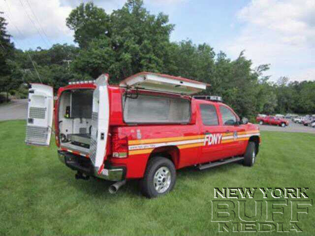 New York Buff Media: FDNY Chiefs Get New Rigs