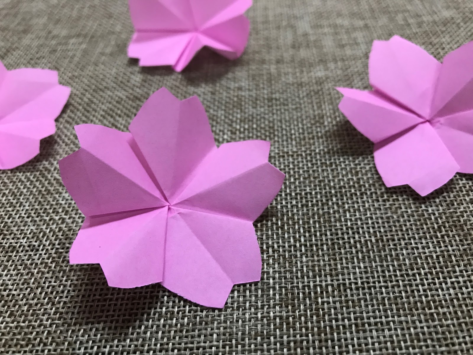 Tutorial #23: Origami Cherry Blossom | The Idea King
