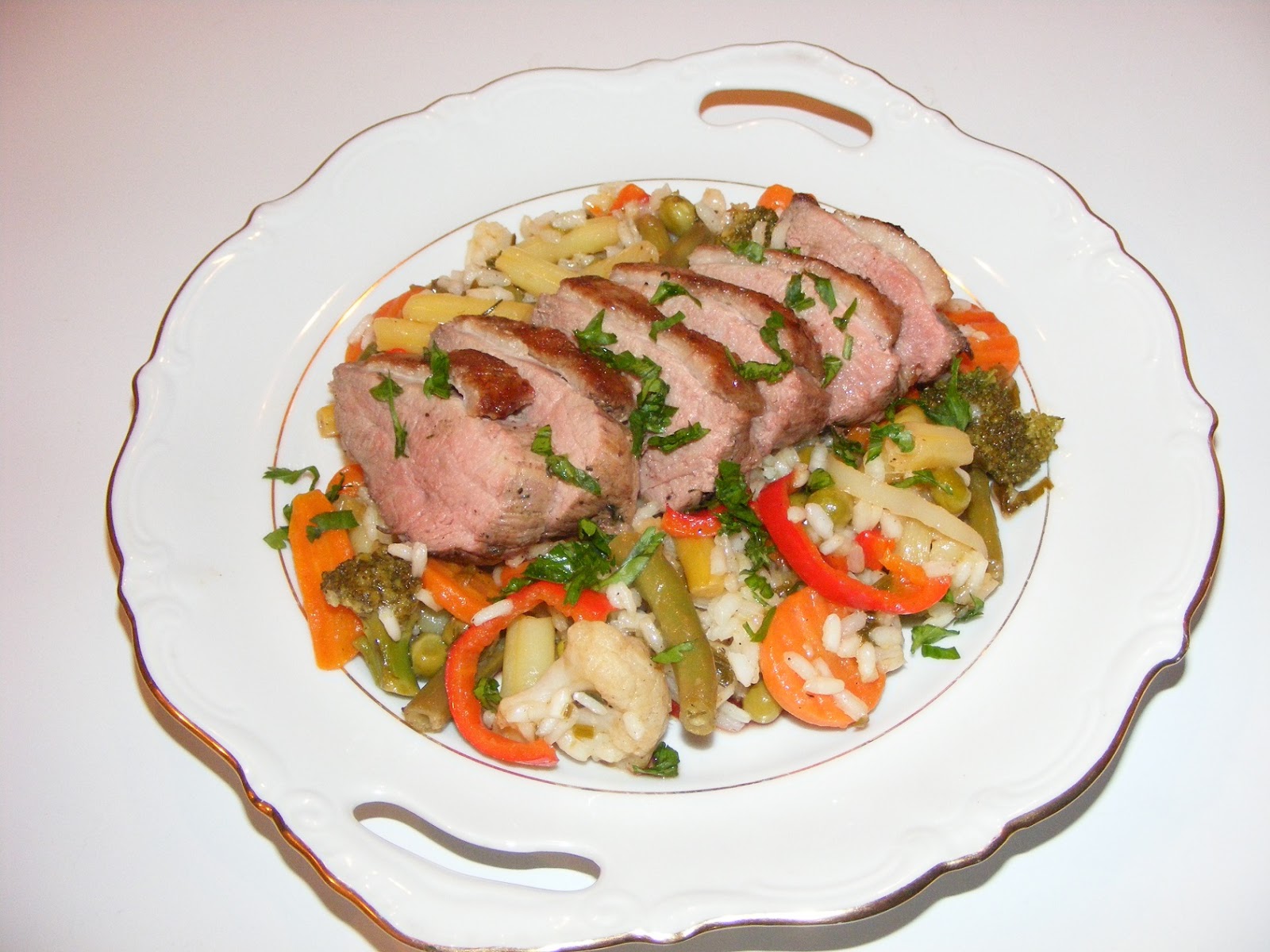 Piept de rata cu legume si orez | Preparatedevis.ro