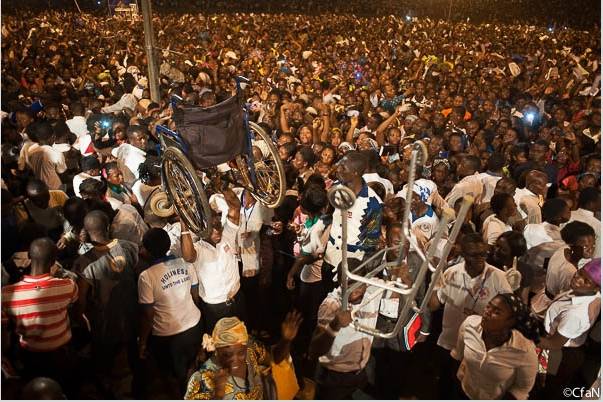 Welcome To Celebrities Africa Blog: CROWD DOUBLES(240,000) at the ...