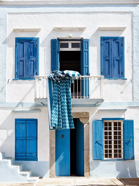 Decoración Fácil: EXTERIORES CON ENCANTO EN COLOR AZUL