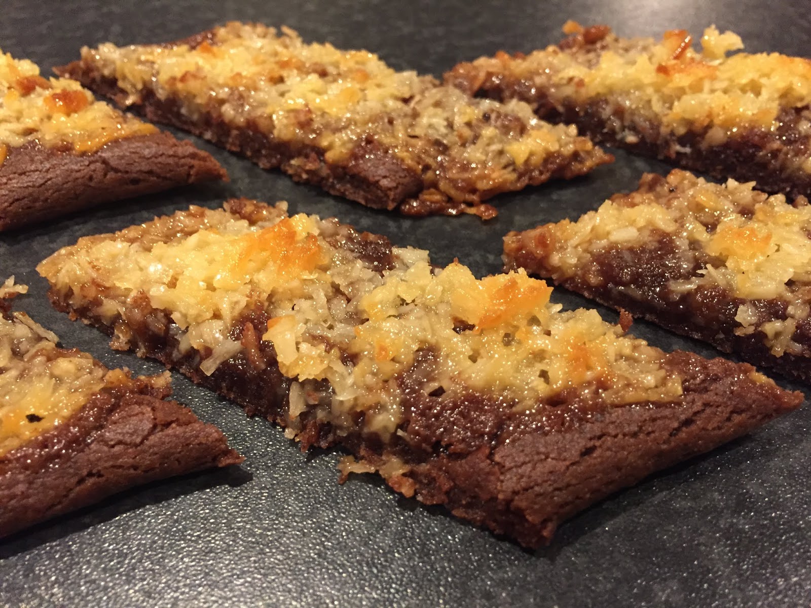 Mia bakar: Chokladsnittar med kokostosca