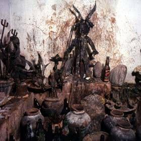 CONSELHO DE BRUXARIA TRADICIONAL: História do Sacrifício do Gato Preto ...