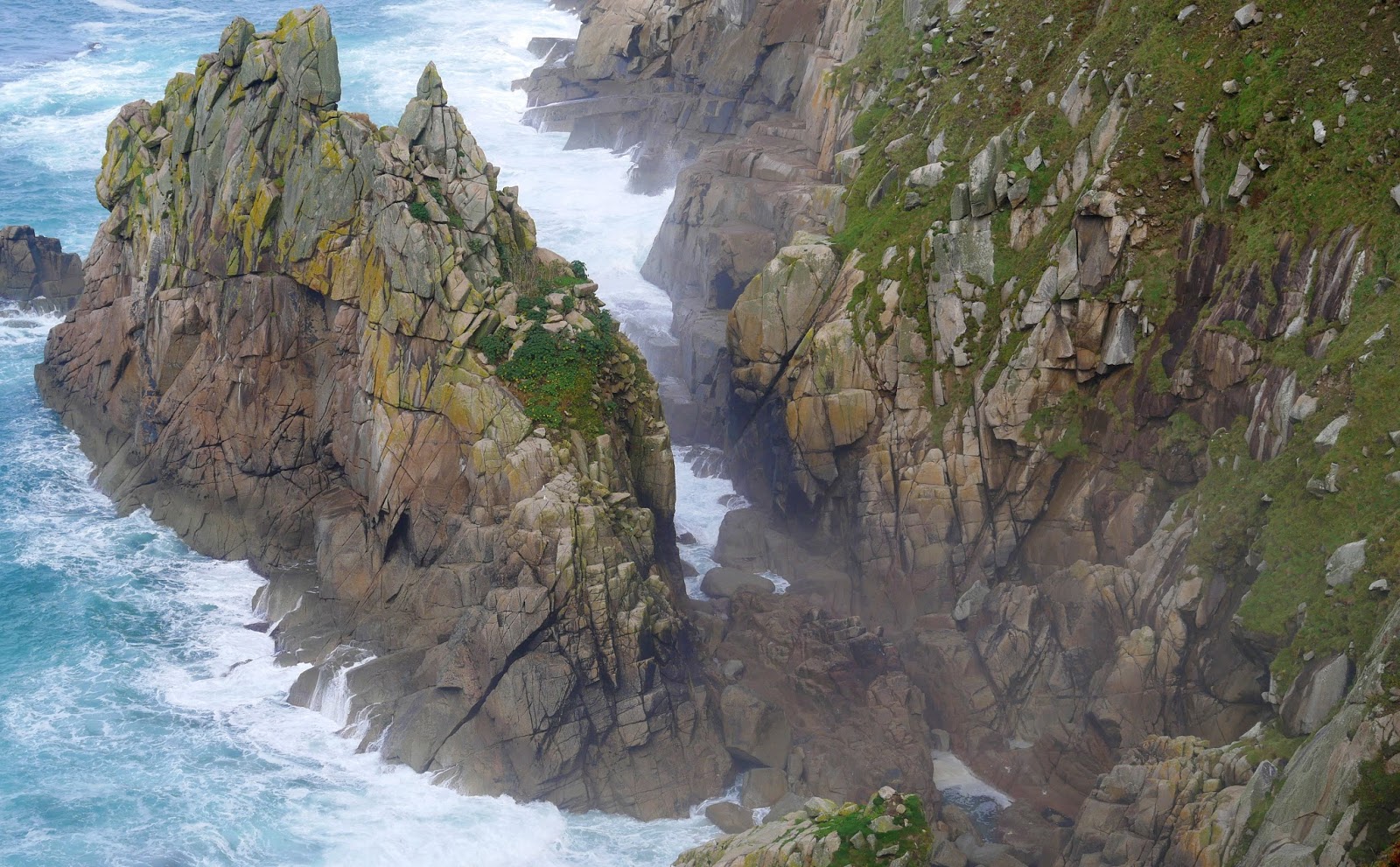 The Adventures of Skooby Blue (and Simon too): Porthmoina Cove ...