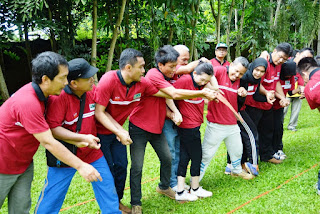 Outing Kantor : Latar Belakang dan Ragam Manfaatnya | Jasa Outbound ...