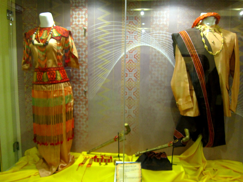 Travelholic: Makassar | Finally! La Galigo!