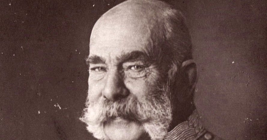 Royalty & Pomp: THE EMPEROR