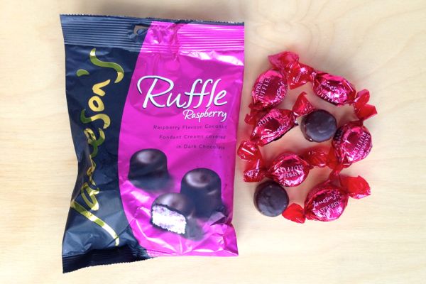 VEGANOO Vegan Reviews: Budget Vegan: Christmas at Poundland