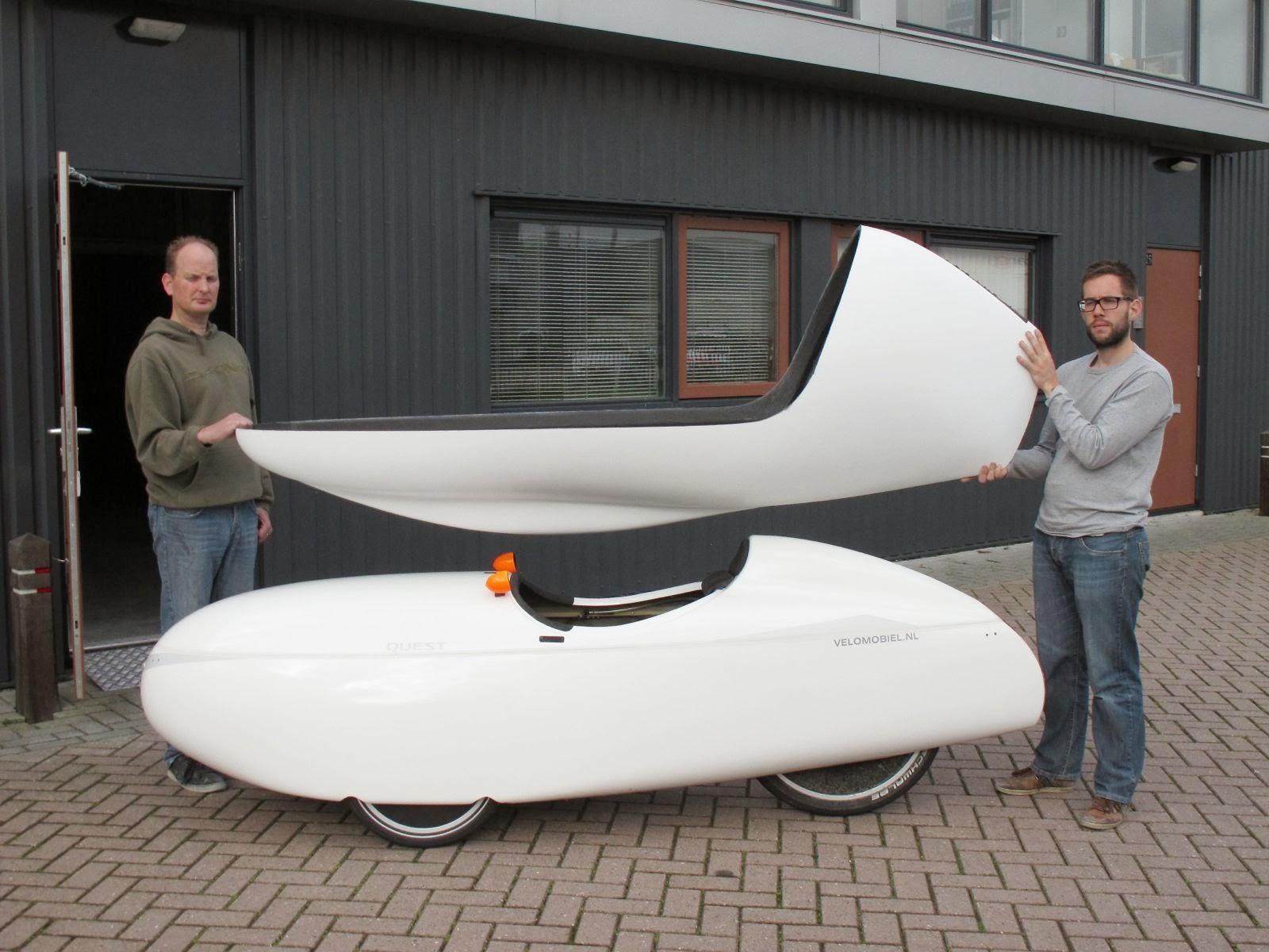 Velomobiel Quest en Wim Schermer: VeloTilt prachtig uit mallen