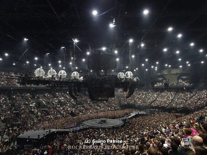 MUSE : [photos] MUSE_01 March 2016 - BERCY ARENA :: PARIS, FRANCE