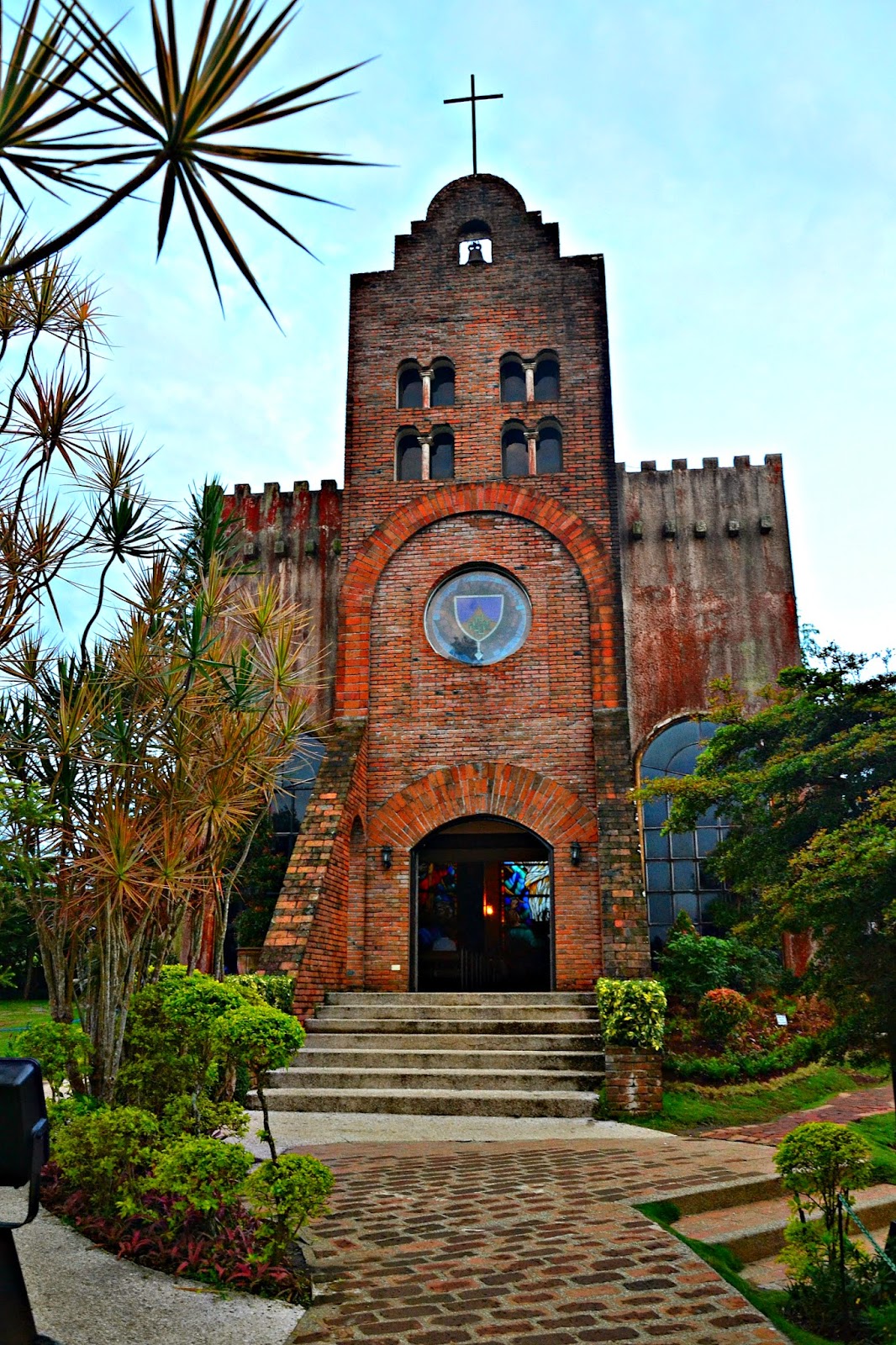 Batangas: Caleruega Transfiguration Chapel