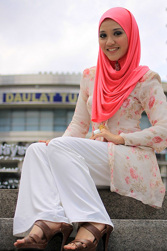 pelakar bisikan hati: Puisi: Gadis Melayu