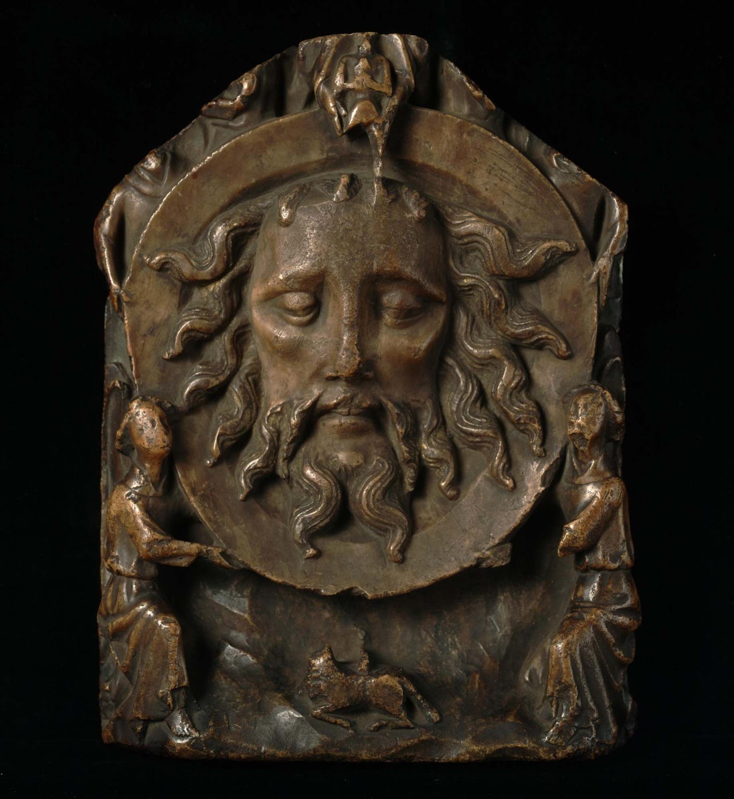 Spencer Alley: English alabaster heads of St John the Baptist, 15th century